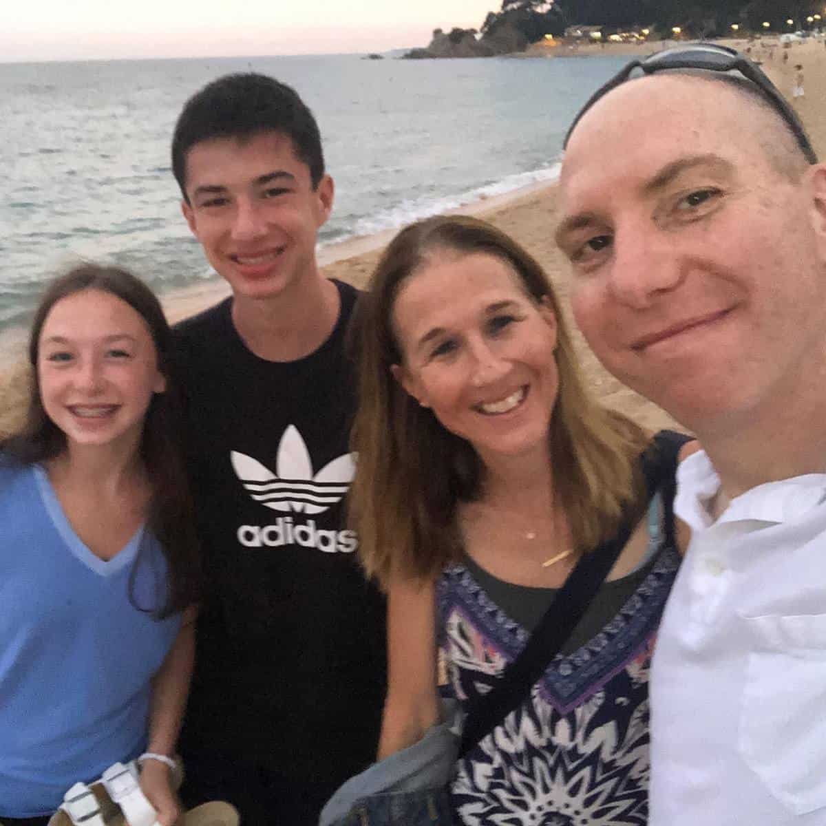 Rachel Lesser's Instagram, Twitter & Facebook on IDCrawl