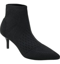 17 Favorite Boots for Teenage Girls and College Students
