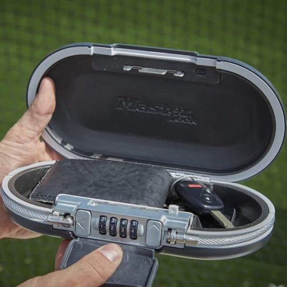 College Packing List: 29 Last-Minute Items NOT TO FORGET [Updated]