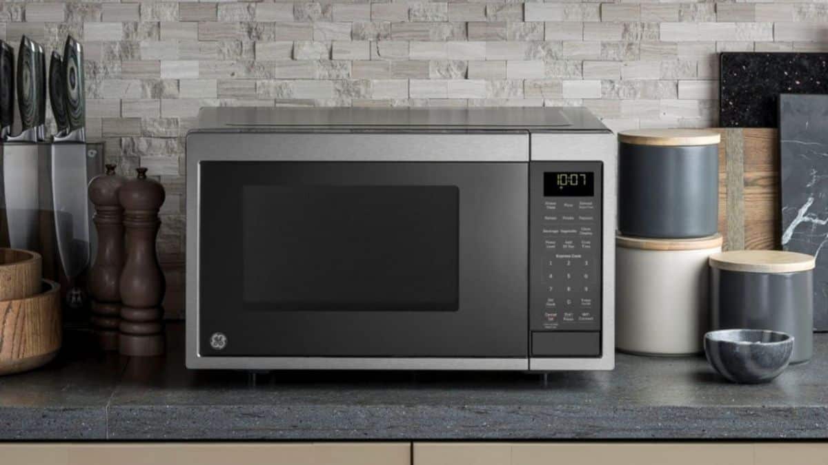 The Best Apartment and Dorm Microwaves for 2025