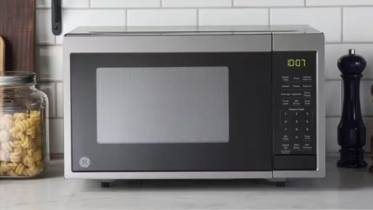 The Best Apartment and Dorm Microwaves for 2025