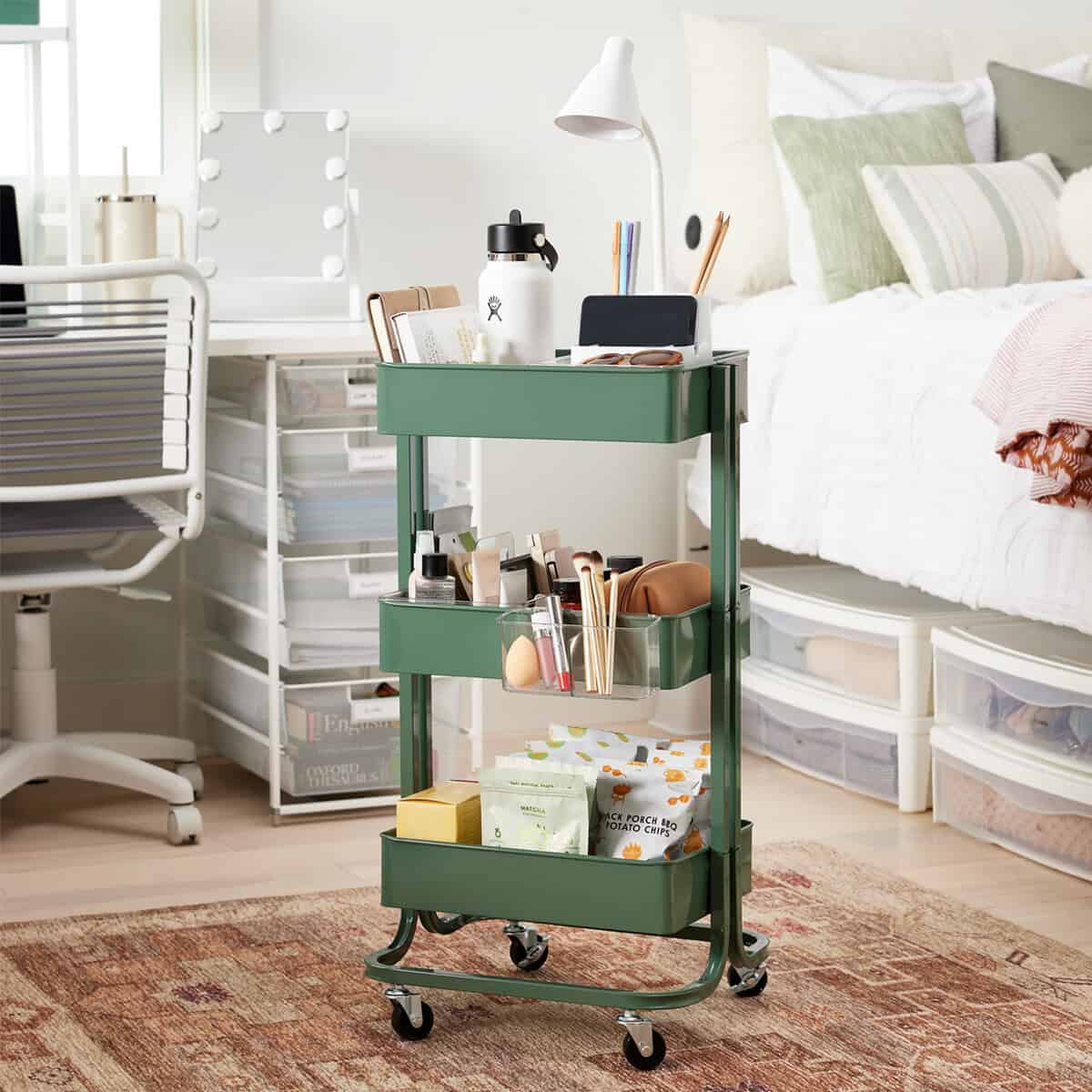 20 Ways to Save Space In a College Dorm or Apartment: The Container ...