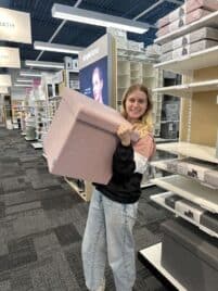 20 Ways to Save Space In a College Dorm or Apartment: The Container ...